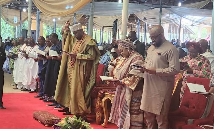 Pastor Adeboye Anoints New Soun of Ogbomoso, Says He Was Destined to be ...